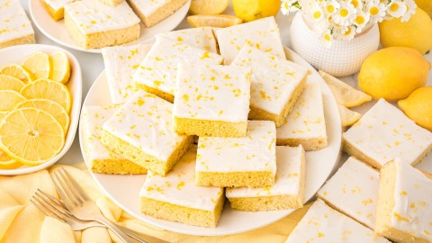 Glazed German Lemon Sheet Cake (Zitronenkuchen)