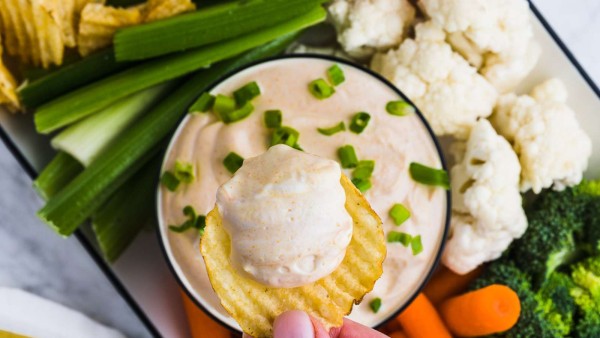 Easy Curry Dip (5 Minute Recipe) - Cheerful Cook