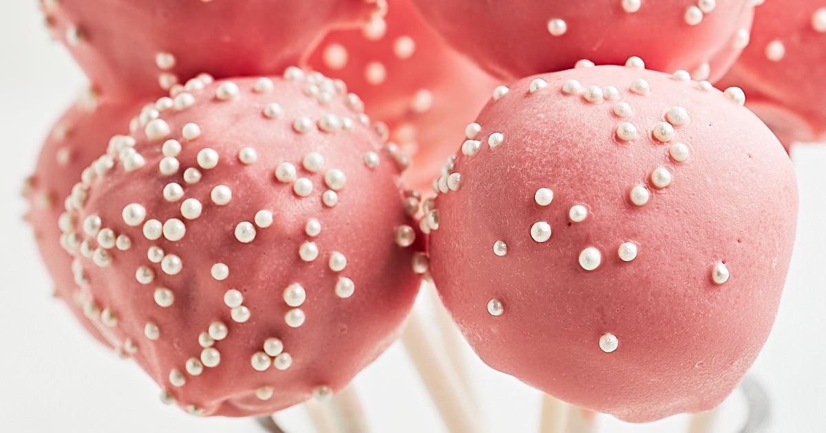 Starbucks Cake Pops (Easy Copycat Recipe) - Cheerful Cook