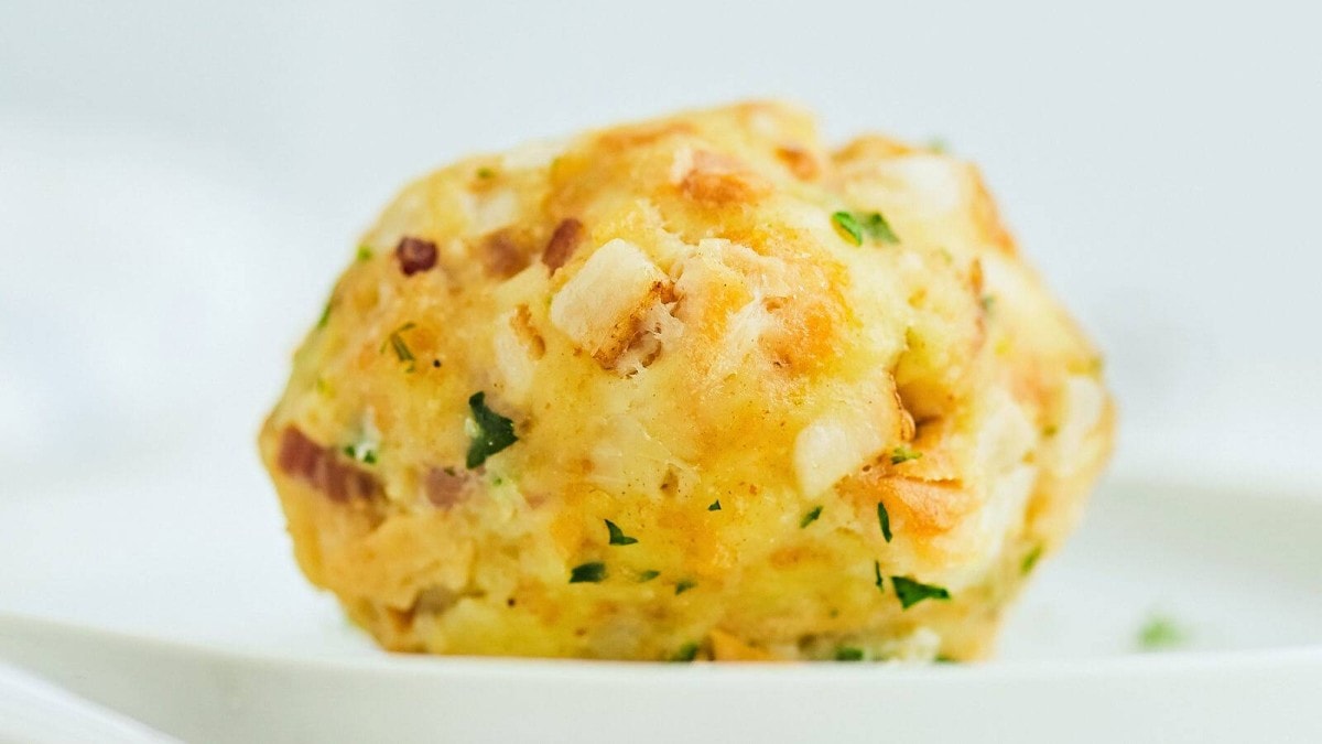 German Bread and Bacon Dumplings - Speckknödel