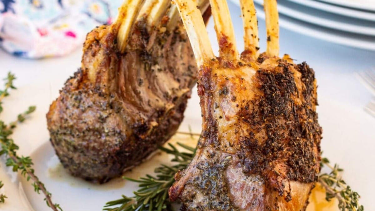 25 Unique Christmas Dinner Recipes That Start A New Tradition