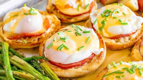 25 Easy Friendsgiving Brunch Ideas For A Stress-Free Feast Day