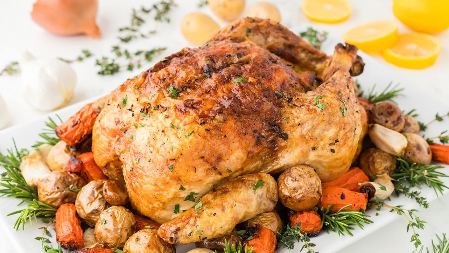 Perfect Roast Chicken with Roasted Potatos and Carrots