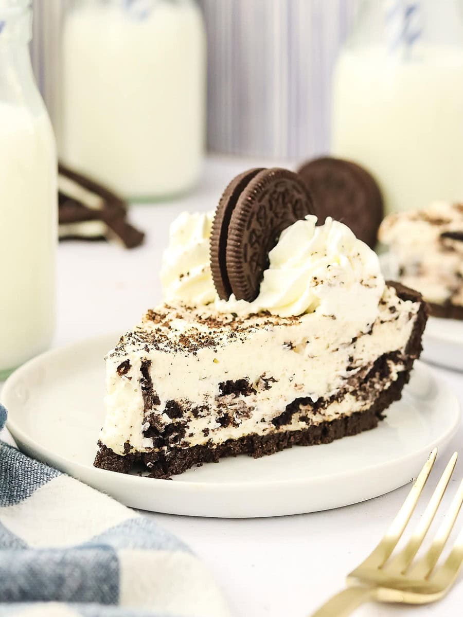Easy No-Bake Oreo Pie Recipe