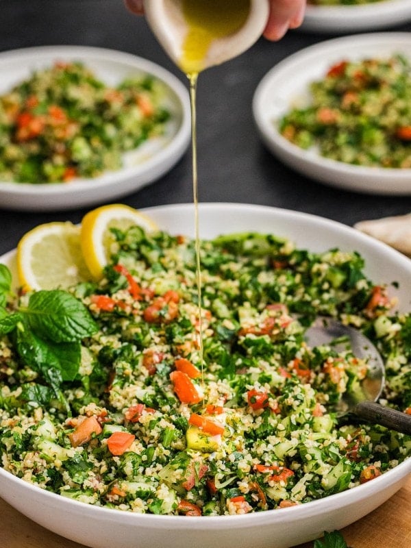 Easy Tabouli Salad (Tabbouleh Salad)