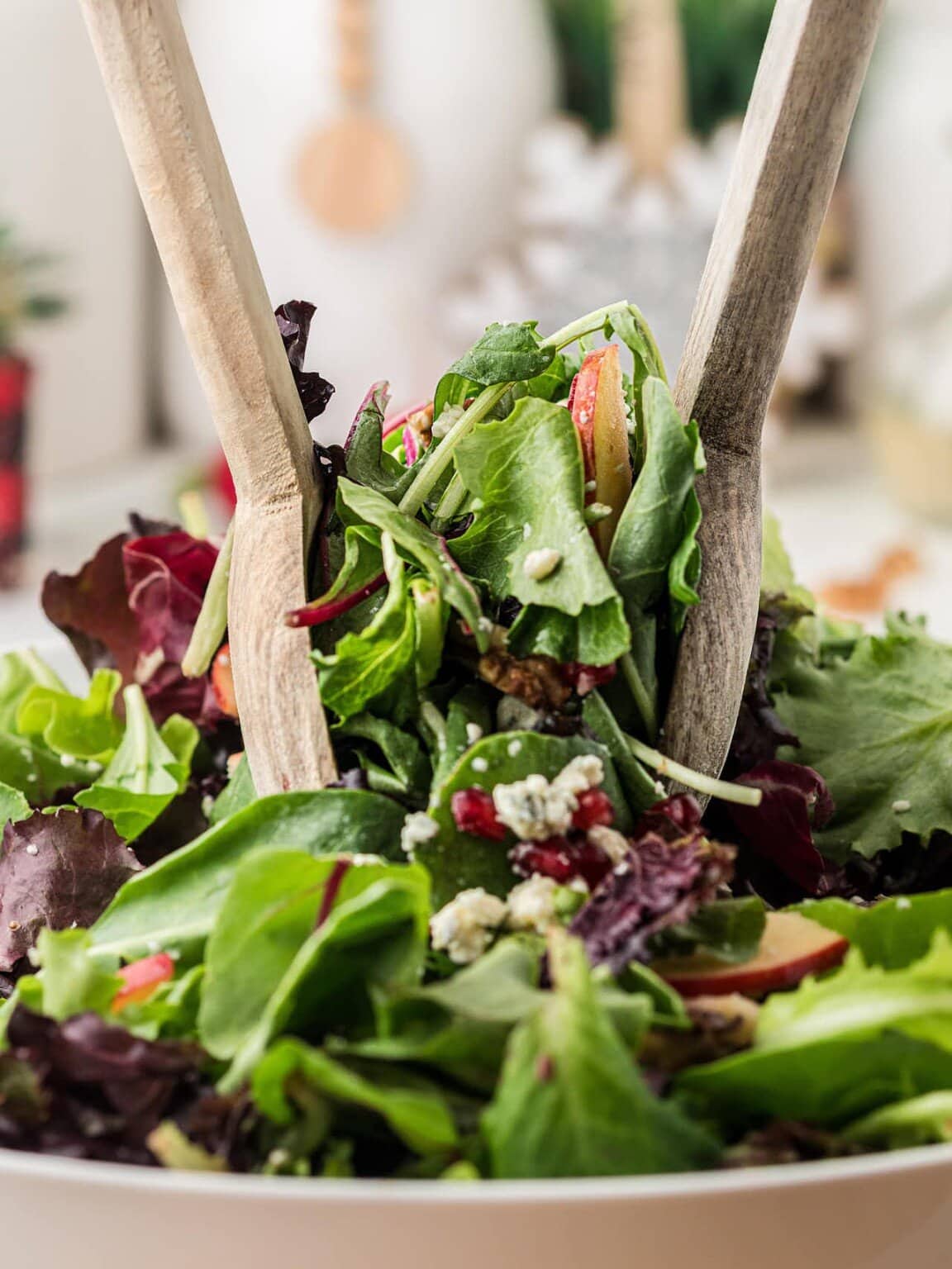 Best Christmas Salad Recipe (Ready in 20 Minutes!)
