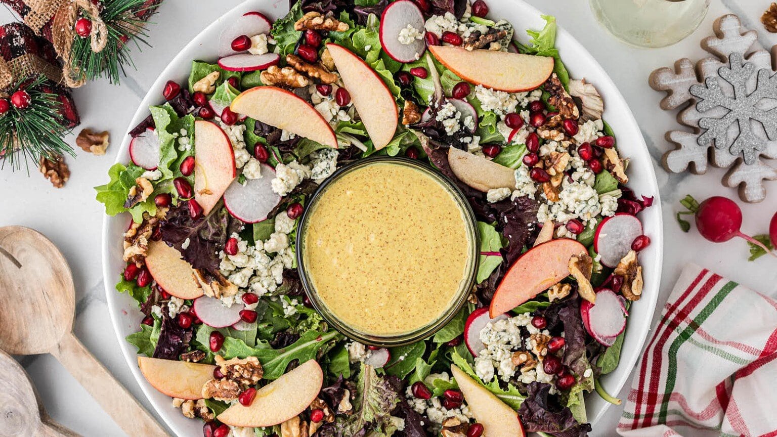 Best Christmas Salad Recipe (Ready in 20 Minutes!)